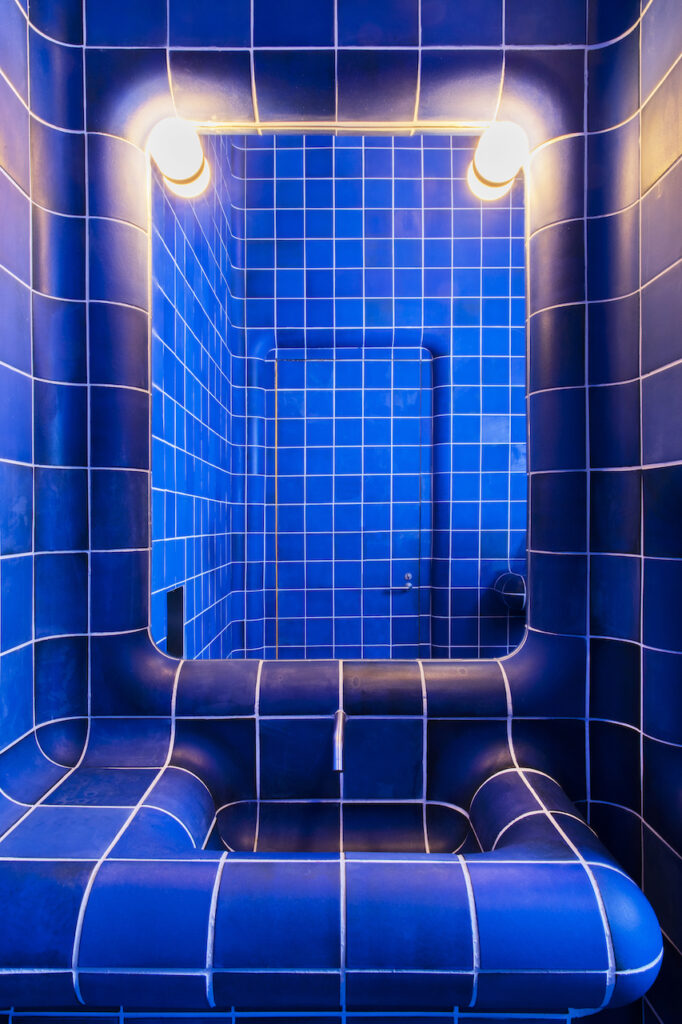 Working Tile by Max Lamb – Tajimi Custom Tiles